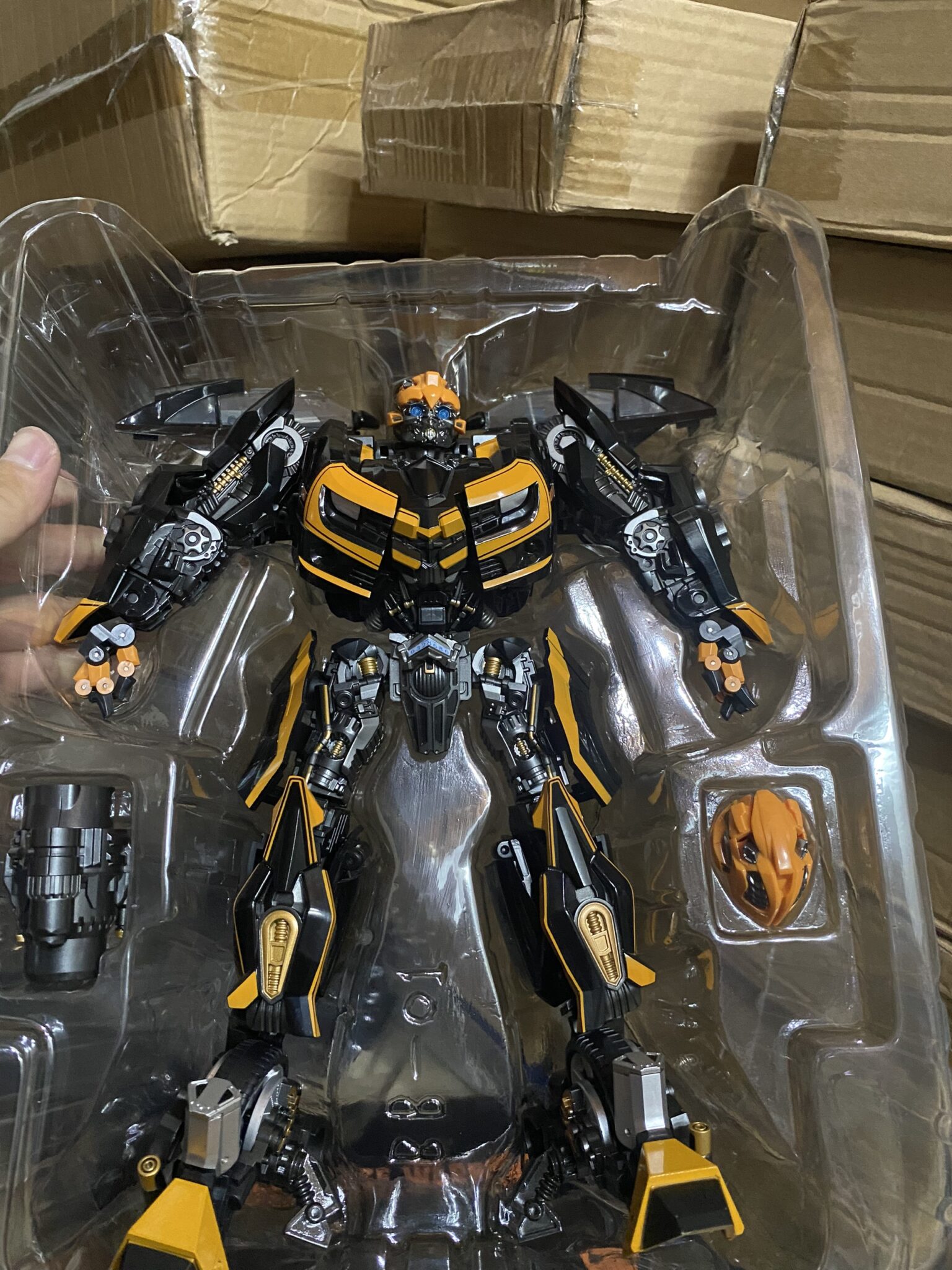 Mô hình BumbleBee BB02 (KO SS49) Black Warrior cao 29cm, đồ chơi ...