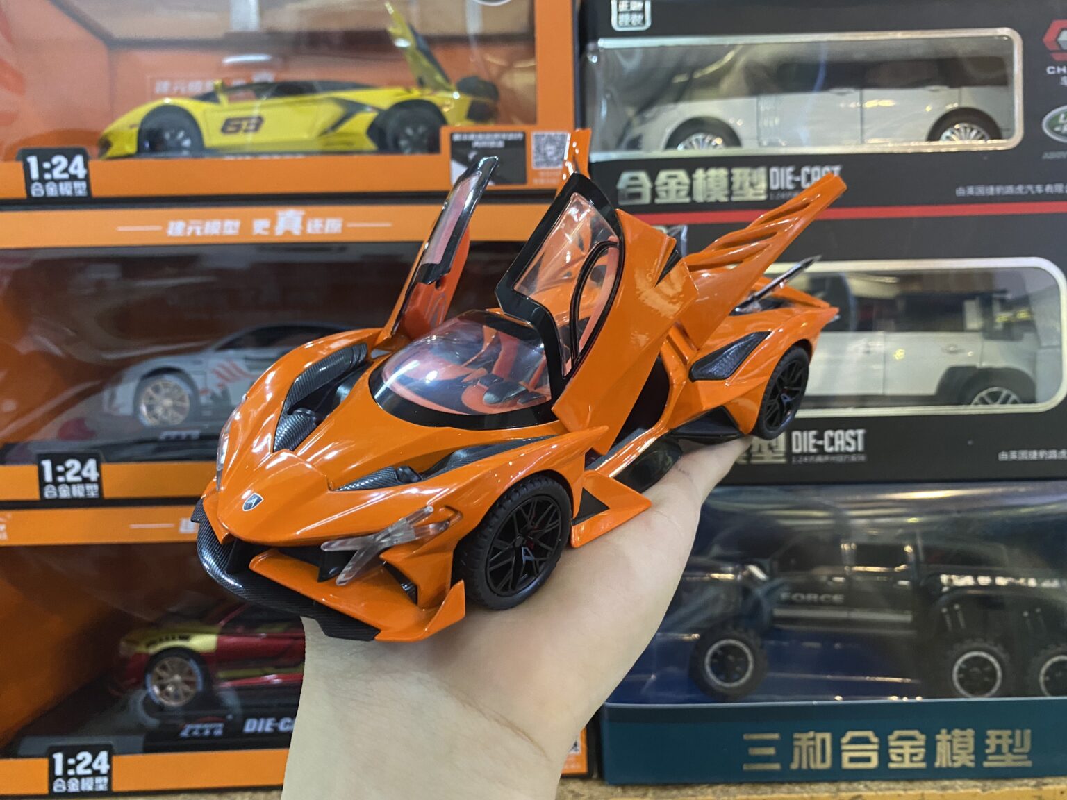 Mô hình siêu xe APOLLO PROJECT EVO 1:24 hãng XHD màu cam, mở full cửa ...